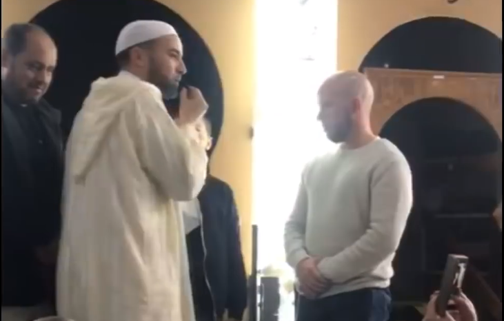 Un youtubeur Belge se converti à l'islam ! MashAllah | alNas.fr